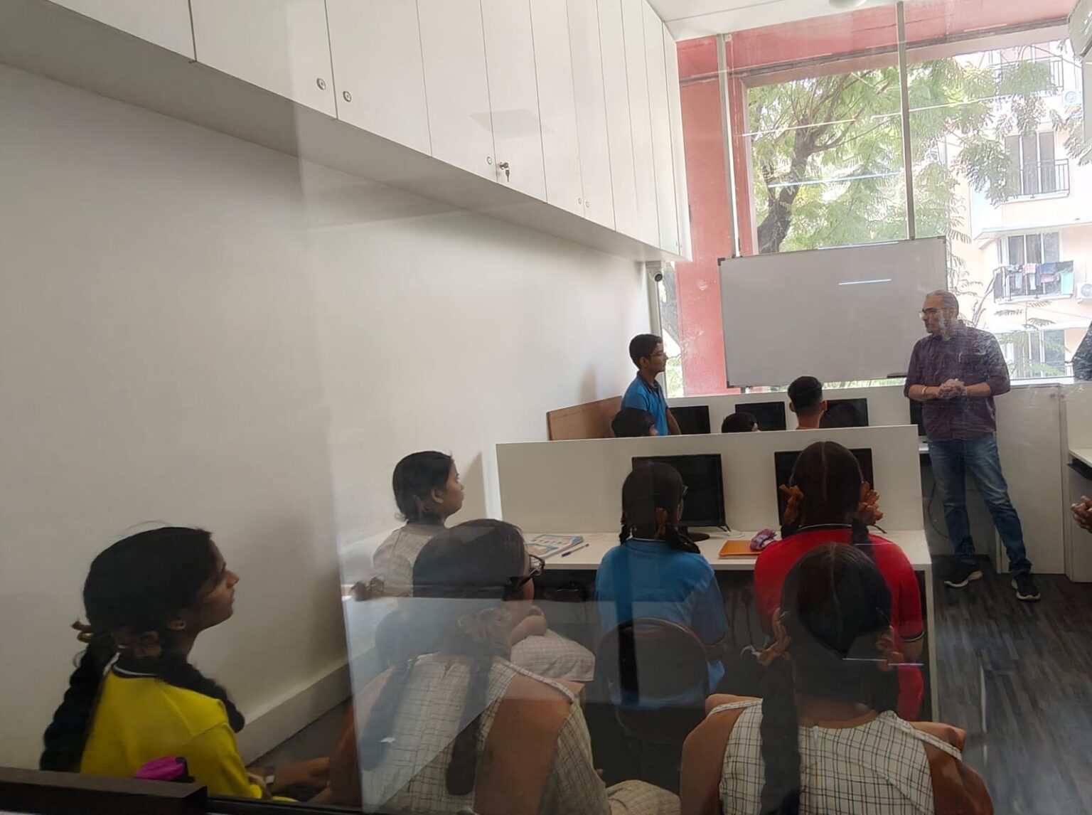 About HITMI – Leading Computer & IT Training Institute